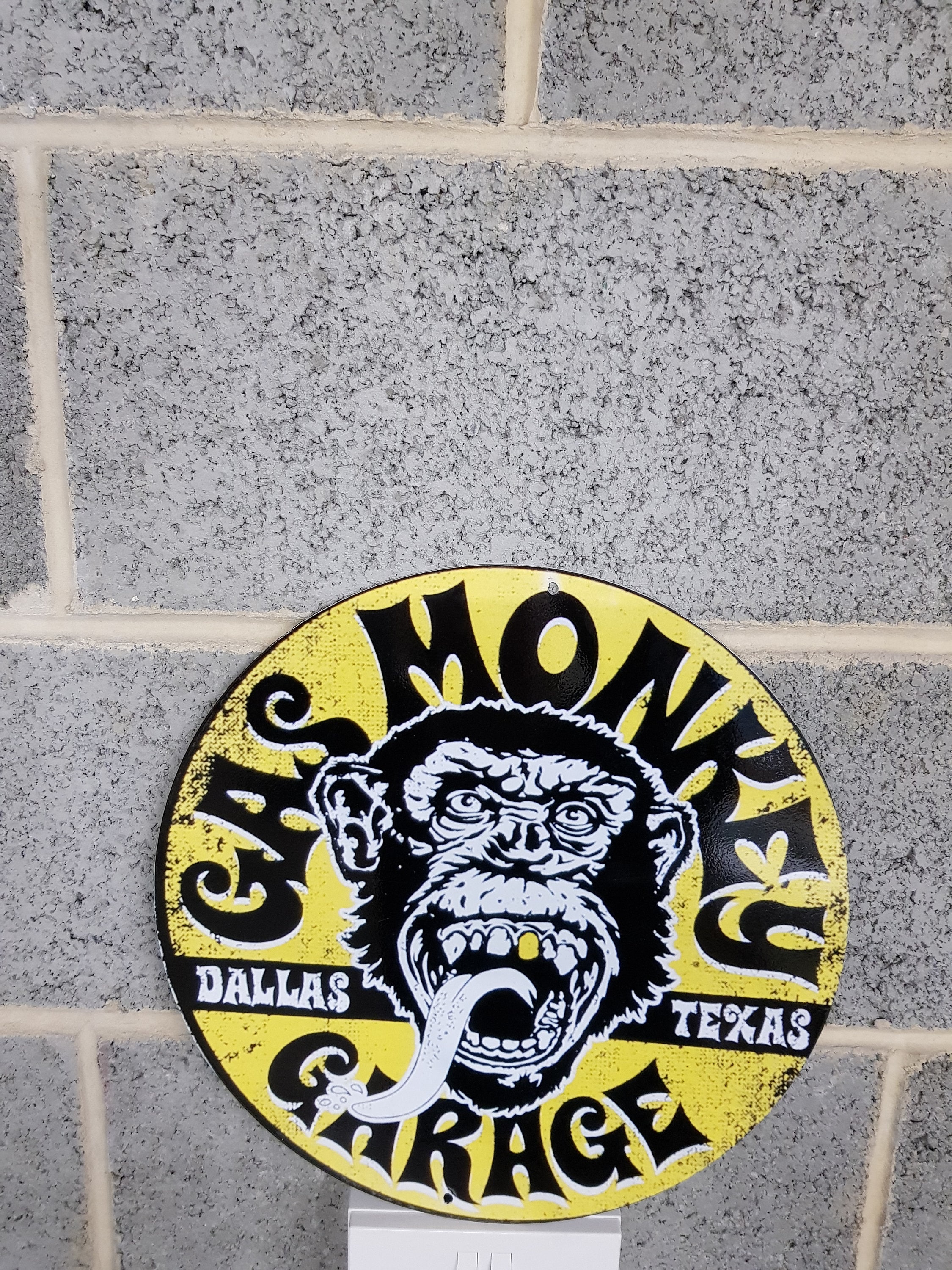 Gas Monkey Garage 14" Round Metal Sign With Pre Drilled Holes-man Cave ...
