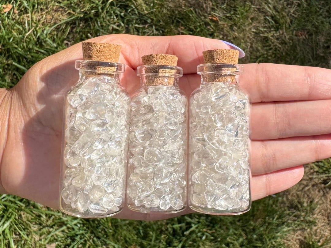Clear Quartz Crystal Chip Cork Bottle 20ml 1 piece | Spell Jar ...