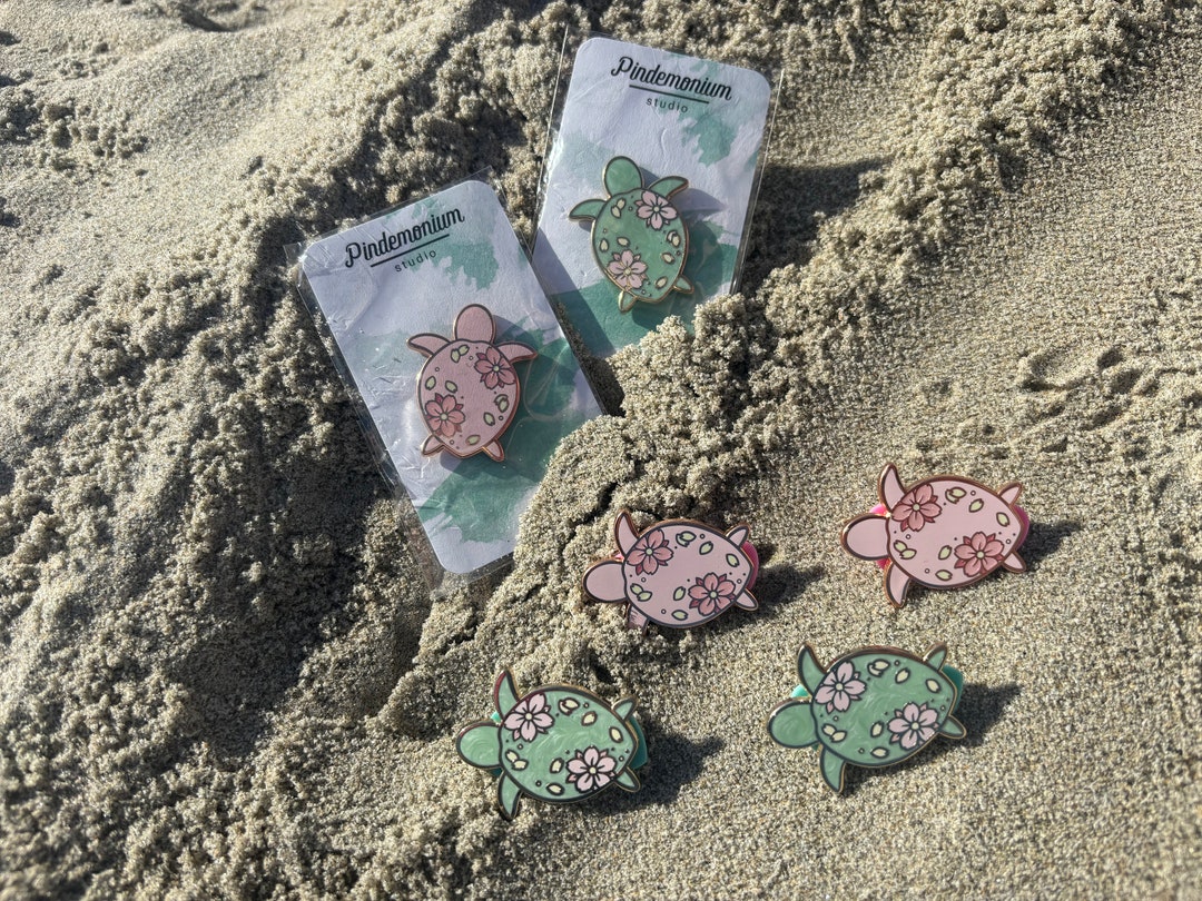 Sea Turtle | Enamel Pin Badge - Etsy