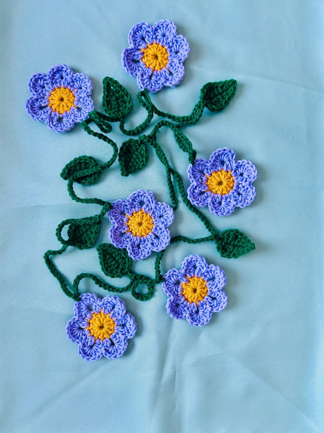 Crocheted Daisy Chain Garland - Etsy
