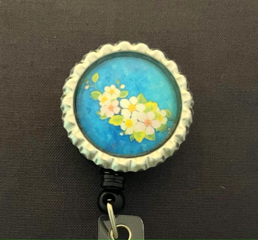 Magnetic Retractable ID Badge Reel - Etsy