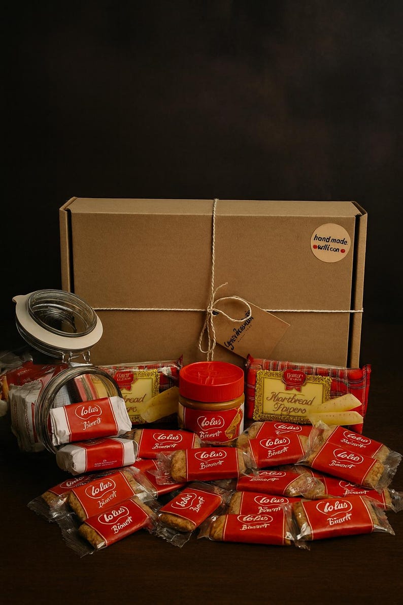 Biscoff Gift Box Hamper | Lotus Biscoff Biscuit & Spread Set ...