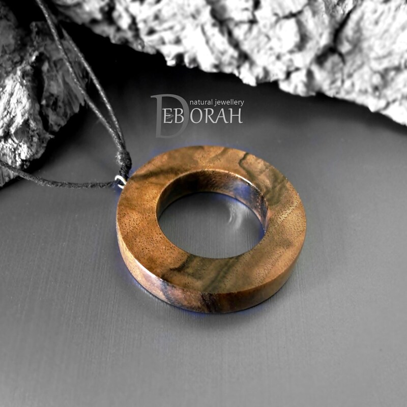Wood Pendant Necklace - Etsy