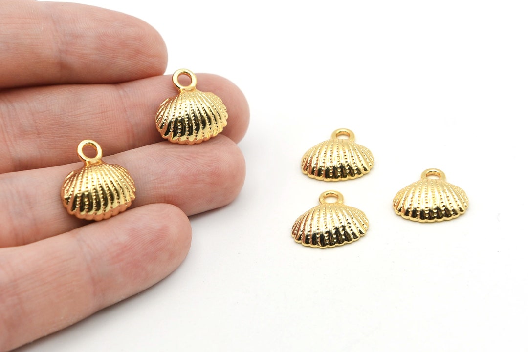 17x16mm 24k Shiny Gold Plated Sea Shell Charm, Shell Pendants, Hollow ...