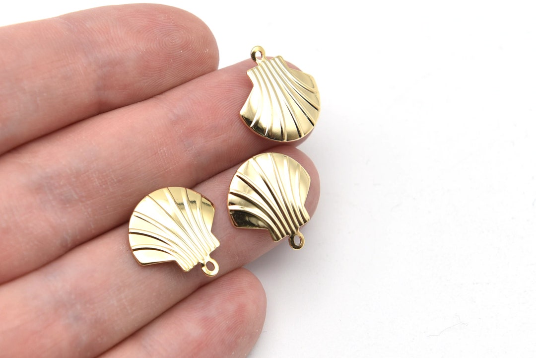 17x17mm 24k Shiny Gold Plated Sea Shell Charm, Shell Pendants, Hollow ...
