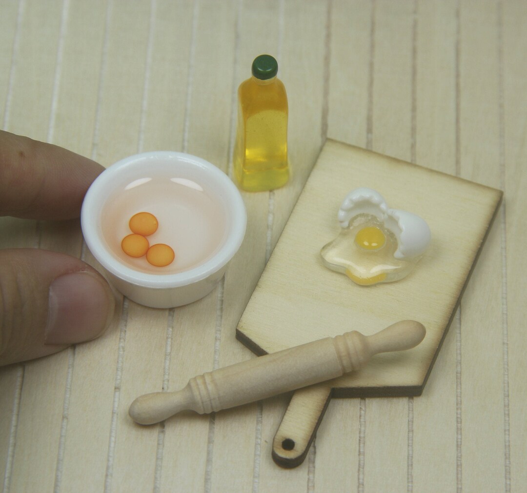 Dollhouse Miniature Eggs in Bowl Mini Wooden Rolling Pin 1/12 Scale ...