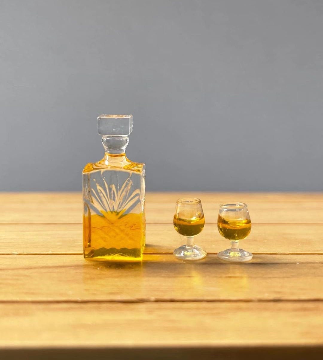 Miniature Whiskey Decanter Set 1/12th Scale Wine Bottles Mini | Etsy
