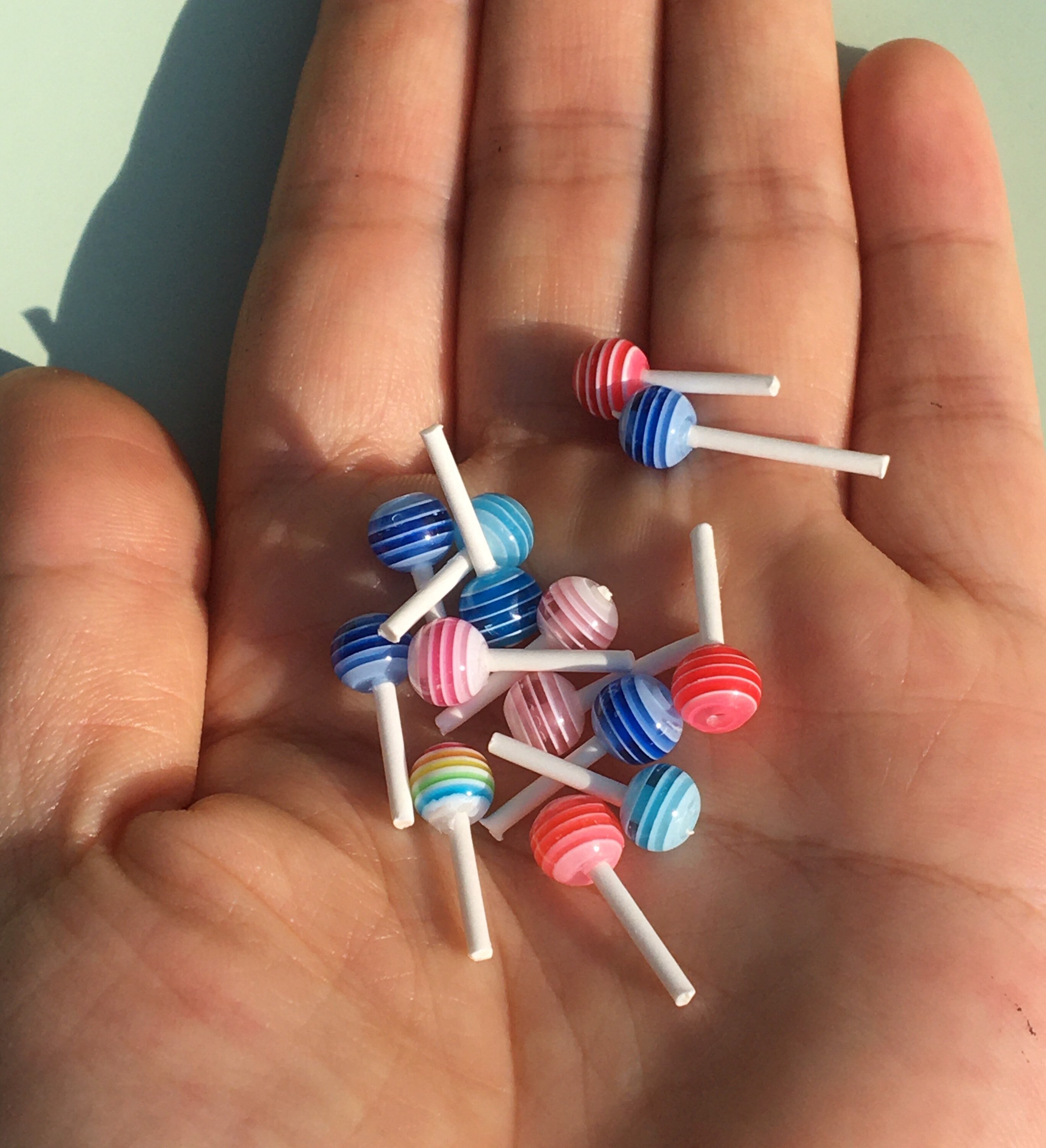 20 Pieces Mixed Miniature Rainbow Lollipops Miniature Food for Dolls ...