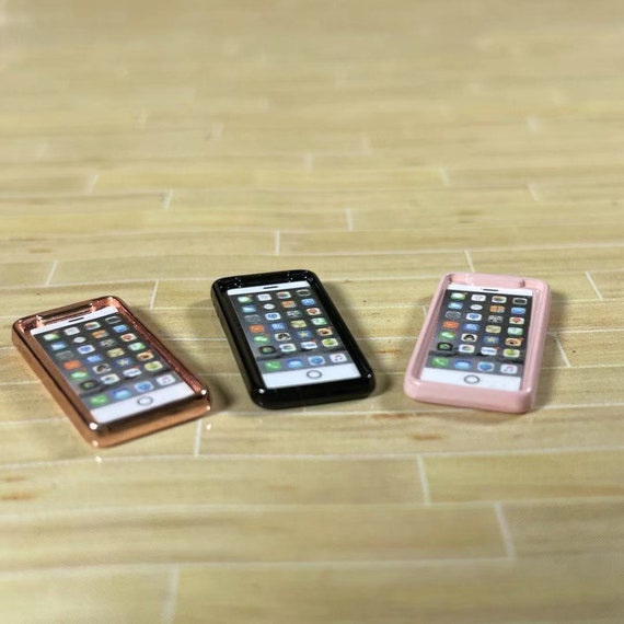 Mobile dollhouse store