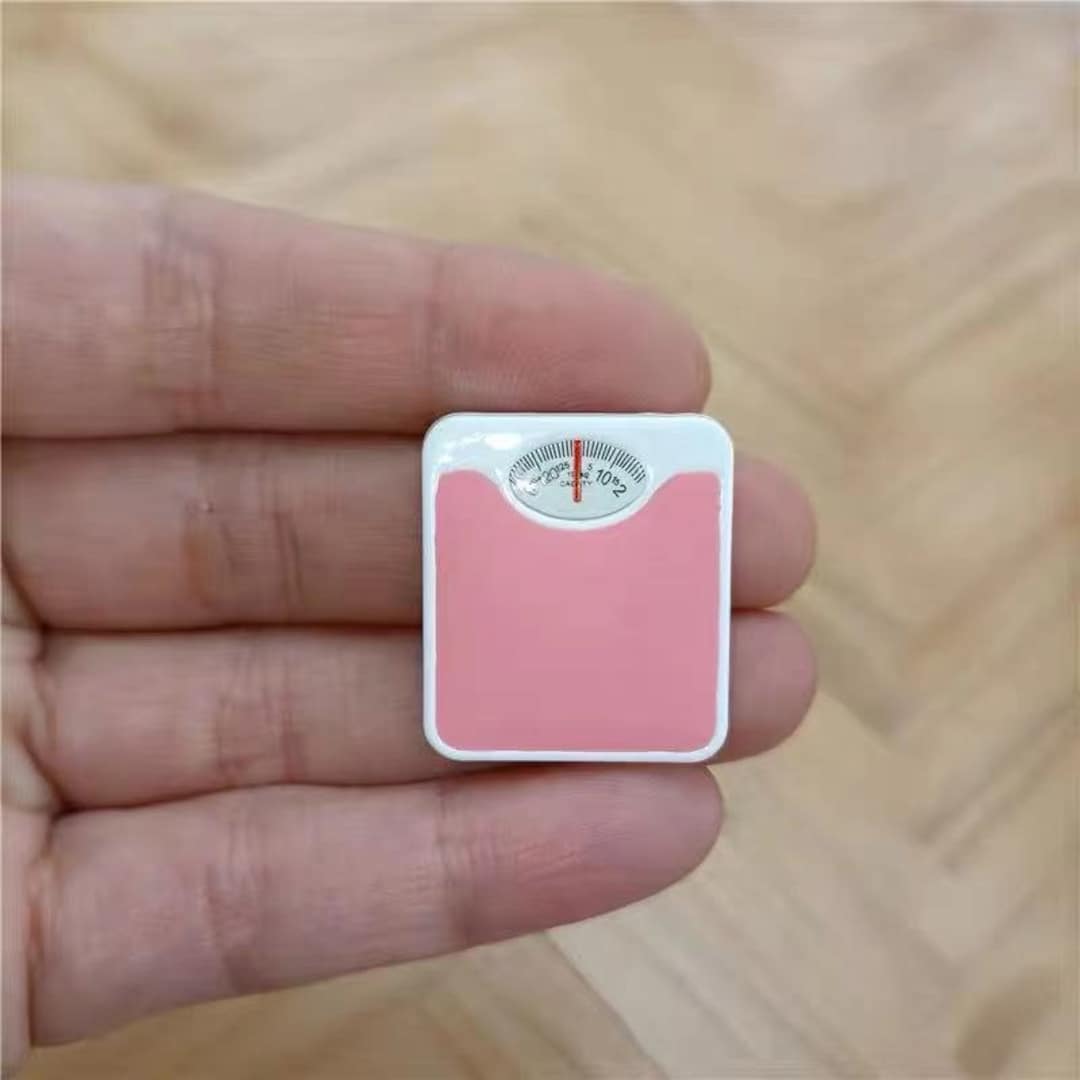 Miniature Weight Analogue Scale Dollhouse Decor Accessory 1:12th Scale ...