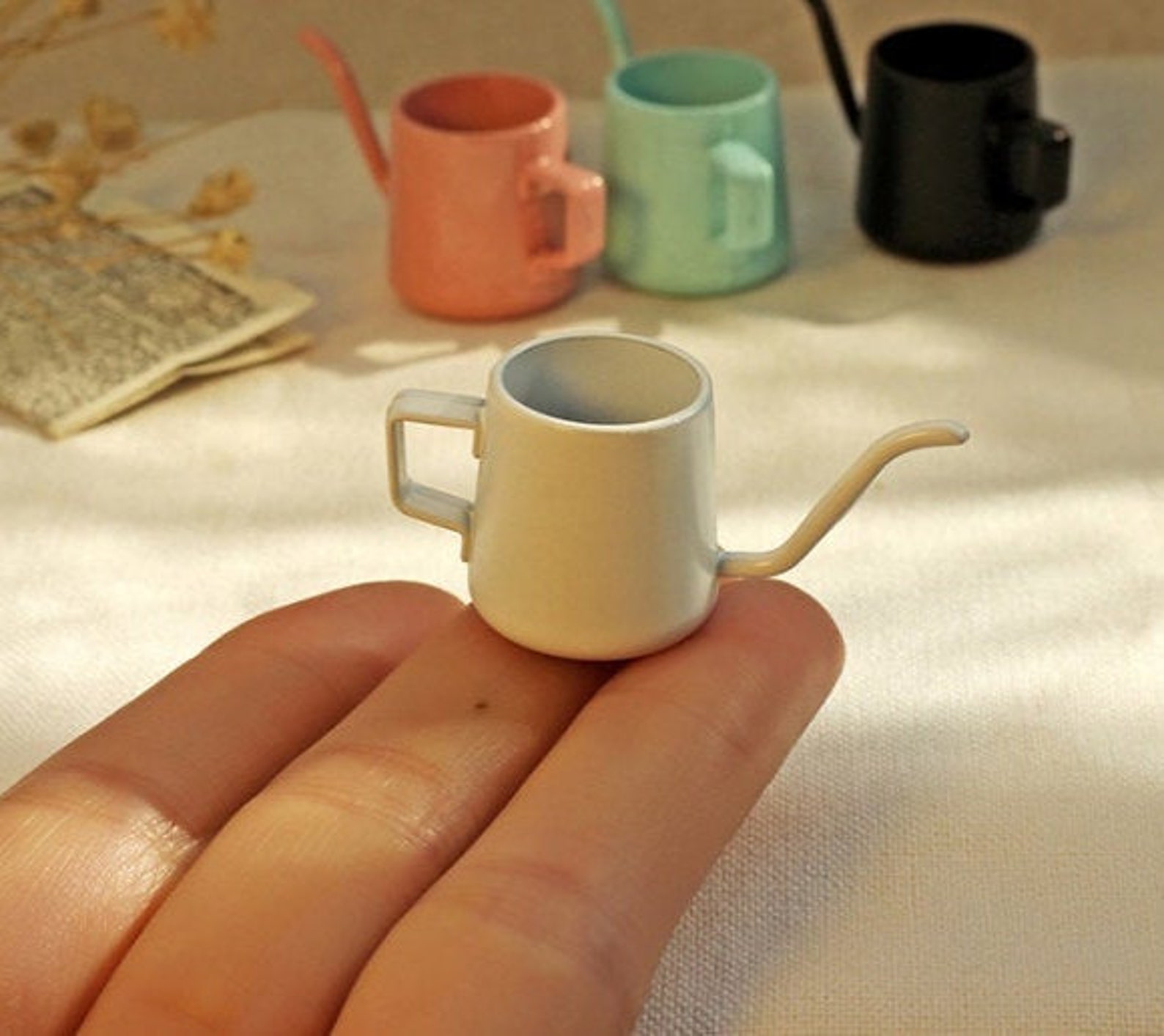 Dollhouse Miniature Metal Hand Punching Pot 1:12 Scale Fine Mouth Long ...