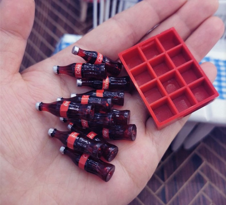 Miniature Coke Bottles Doll House Accessories 1:12 Dollhouse Miniature ...