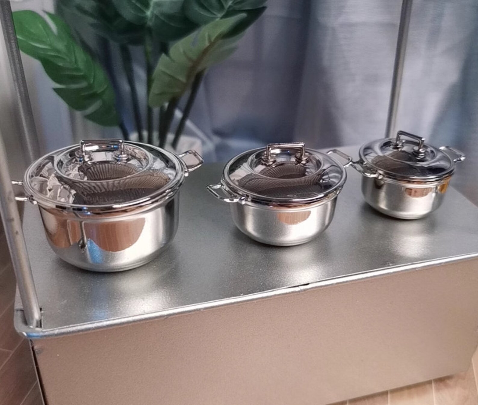 Miniature Metal Pot Mini Cooking Pot With Lid Dollhouse Kitchen ...