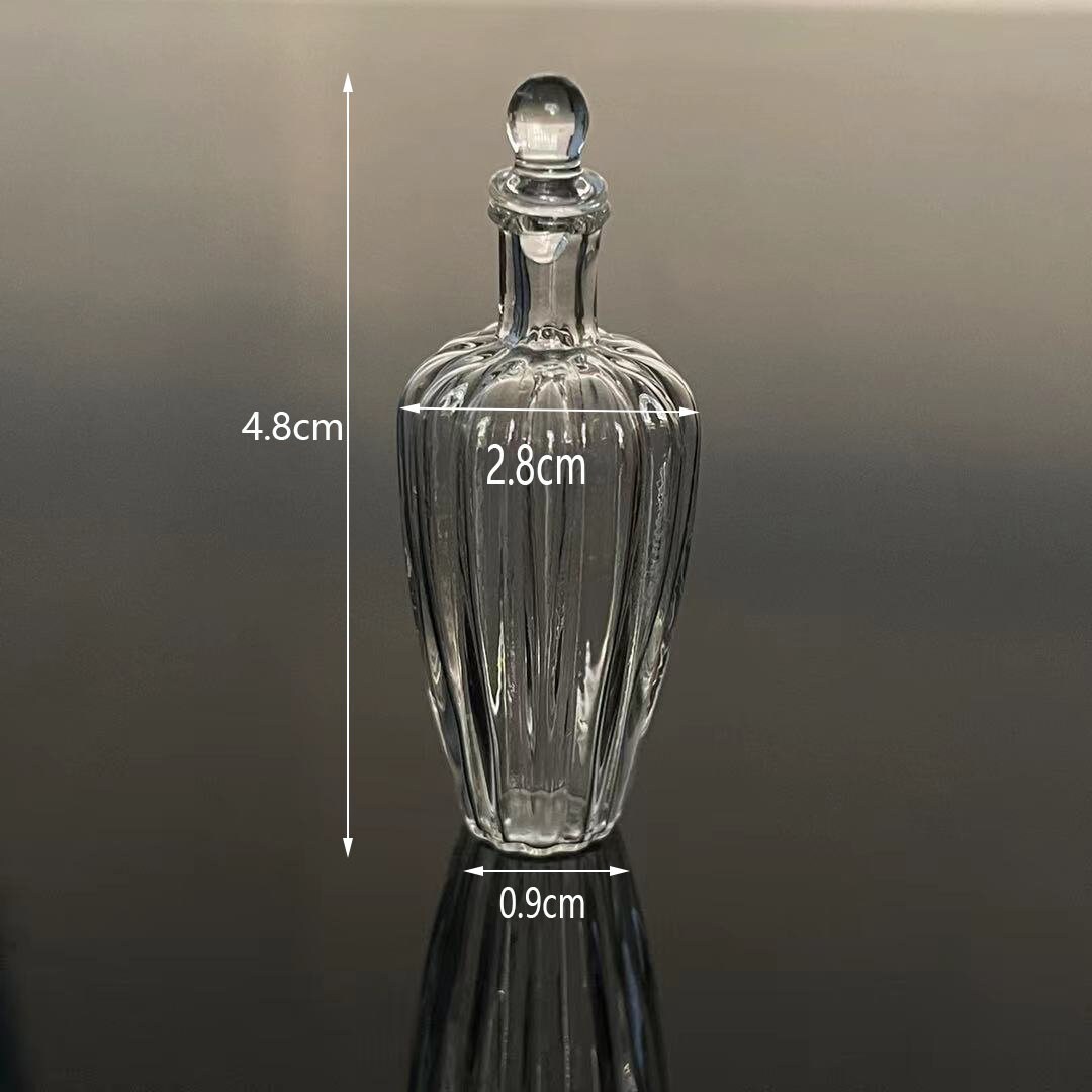 Miniature Glass Bottle Dollhouse Glassware Colletion Miniature Whisky ...