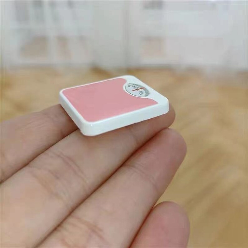 Miniature Weight Analogue Scale Dollhouse Decor Accessory 1:12th Scale ...