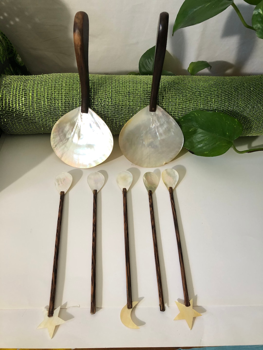 Shell Serving Spoon Set. Elegant Mother of Pearl Shells. Set of 2 Salad ...
