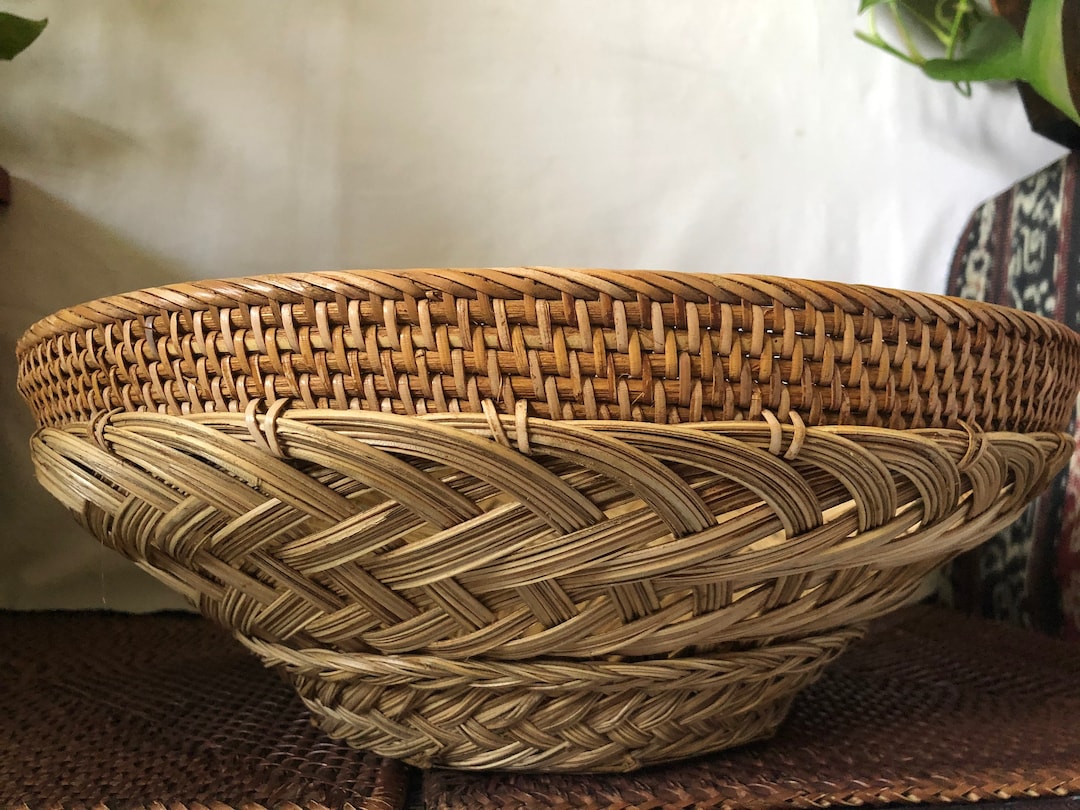 Fruit Tray. Weaving Artistry Using Coconut Leaves Midribs and Rattan ...