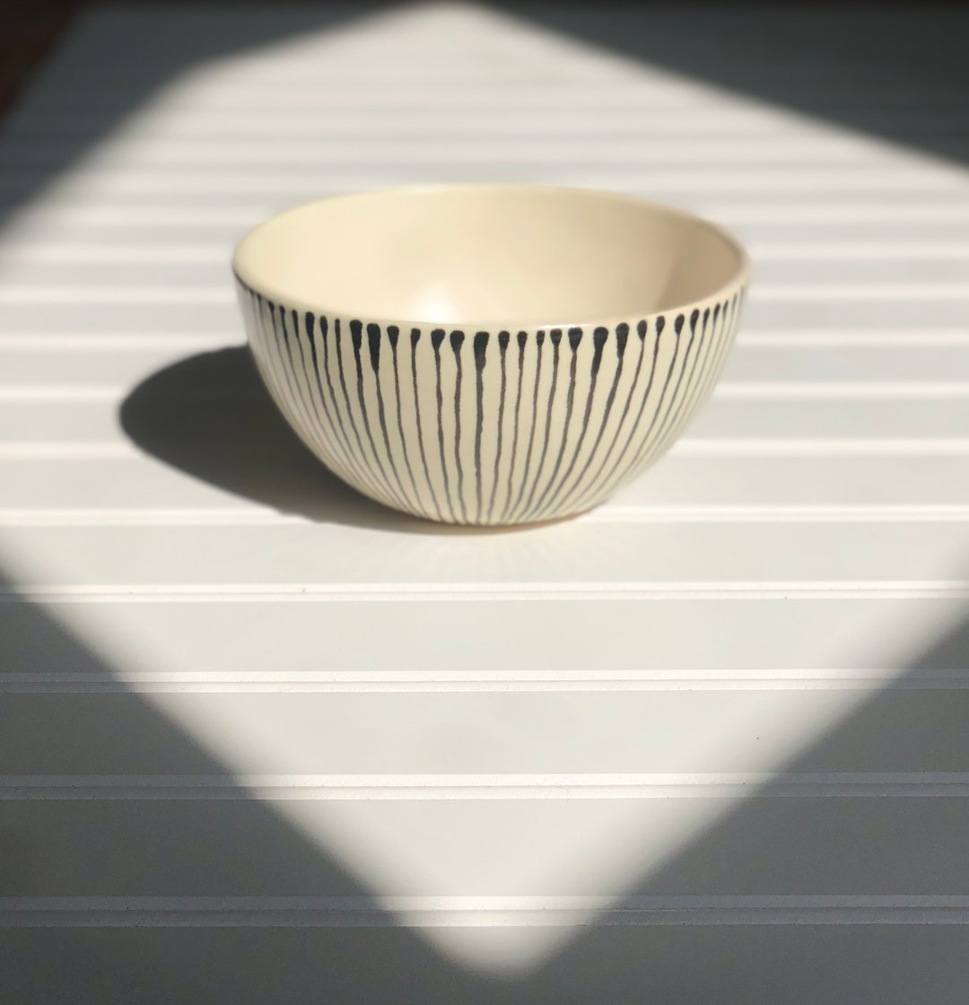 Ceramic Drawn Line Oblique Bowl - Etsy
