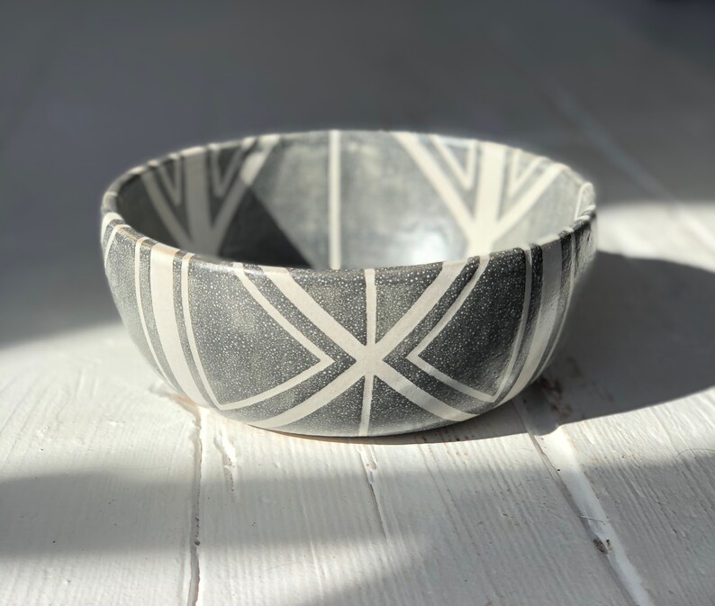 Large Handmade Ceramic Bowl- Geometric - Charcoal Grey - Etsy