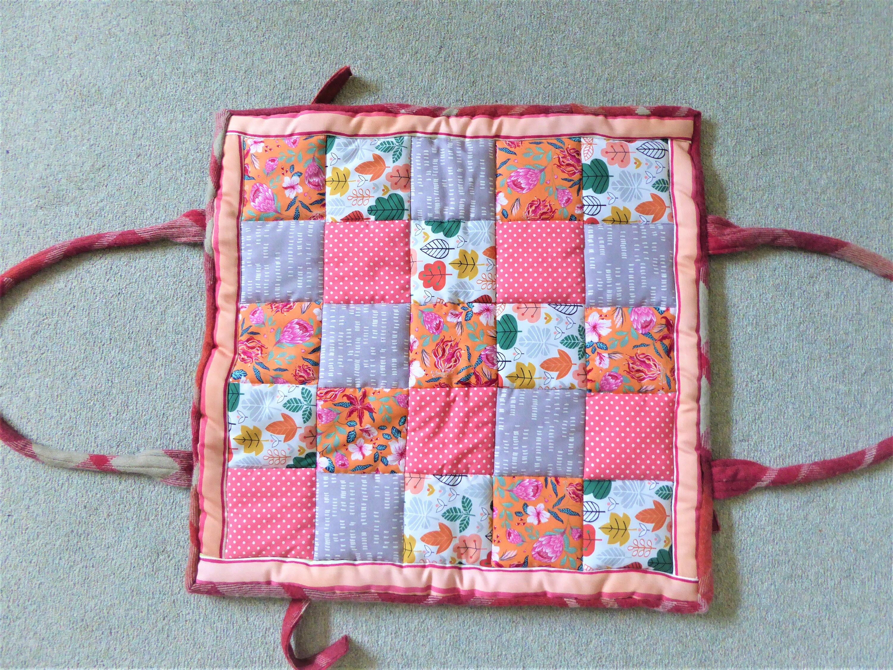 Padded Festival Mat, Camping Mat, Mobile Changing Mat, Comfy Seat Pad ...