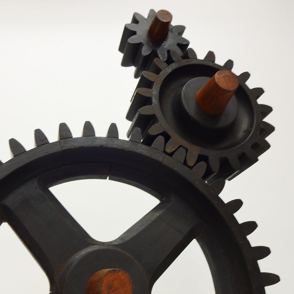 Gear Train Wooden Gear Patterns Table Sculpture - Etsy