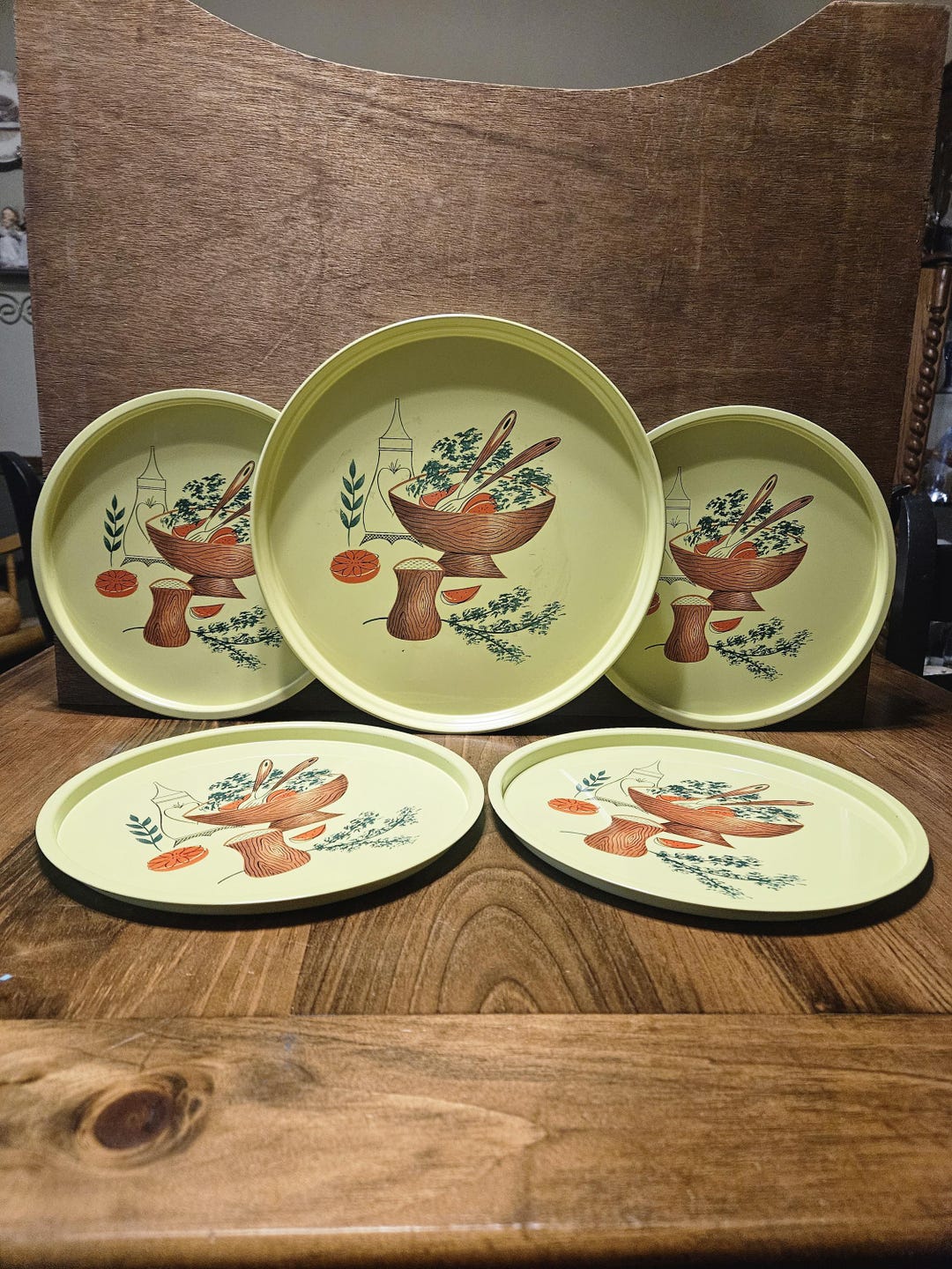 Vintage Lime Green Large Metal Serving Tray With a Set of 4 Smaller ...