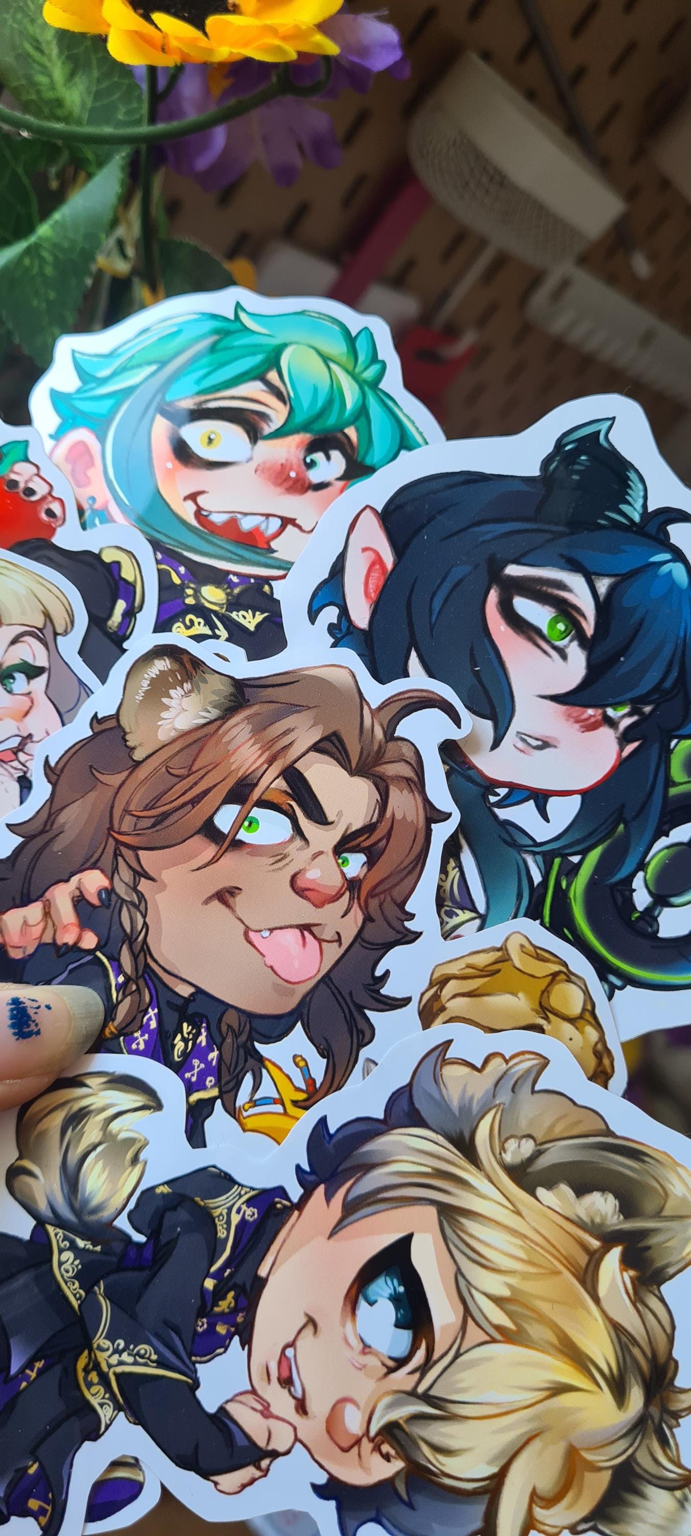 TWISTED WONDERLAND Big Stickers Chibi Glossy – Malleus, Vil, Floyd ...