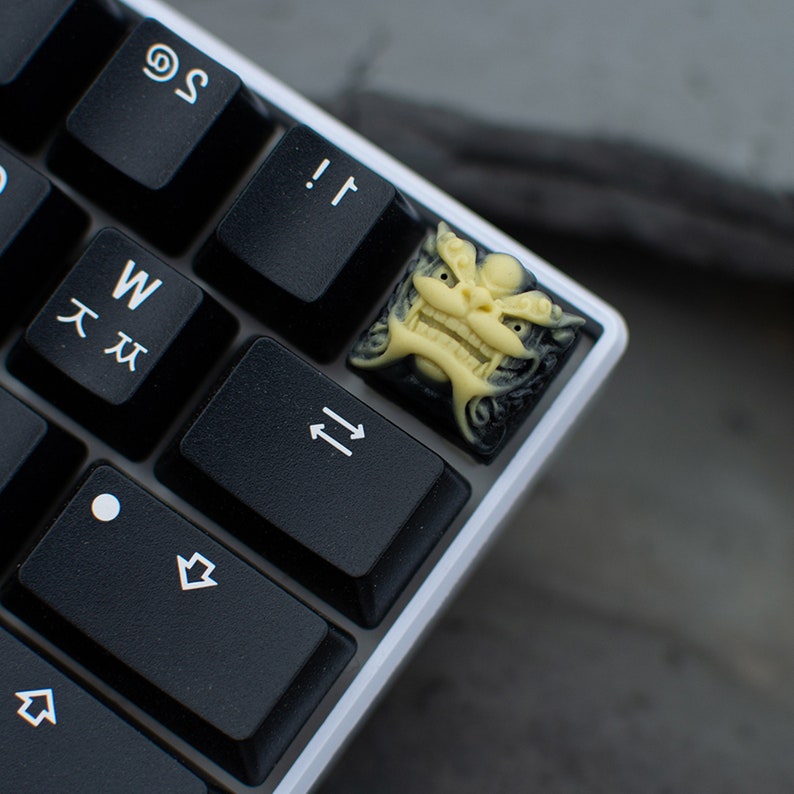 Handmade Lion Resin Artisan Keycap R4/ESC Key Cap OEM for All - Etsy