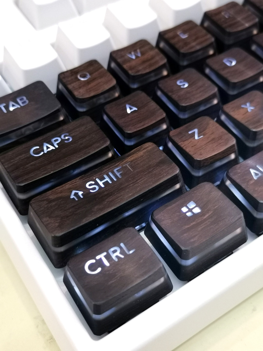 Wooden Pudding Keycaps Translucent Ebony Backlit Artisan Keycap Solid ...