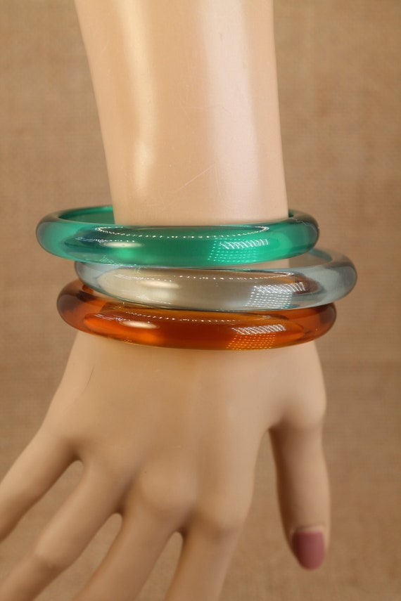 bangle stack vintage lucite - Gem