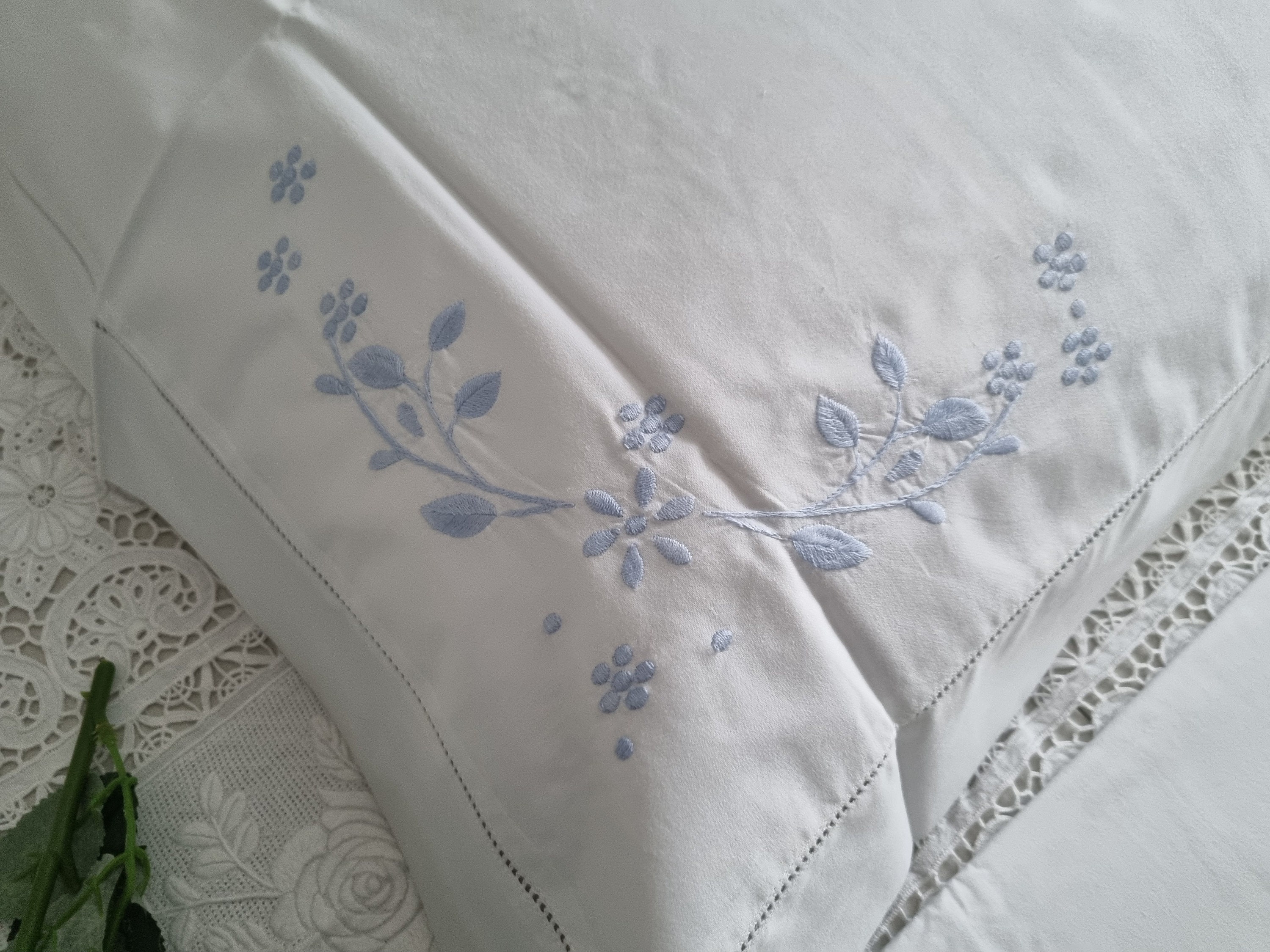 Machine Embroidered Sheet in Pure Cotton Percale of the Highest Quality ...