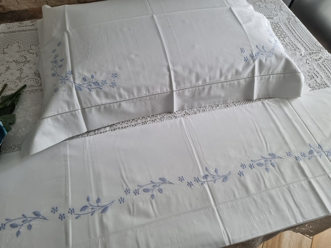 Machine Embroidered Sheet in Pure Cotton Percale of the Highest Quality ...