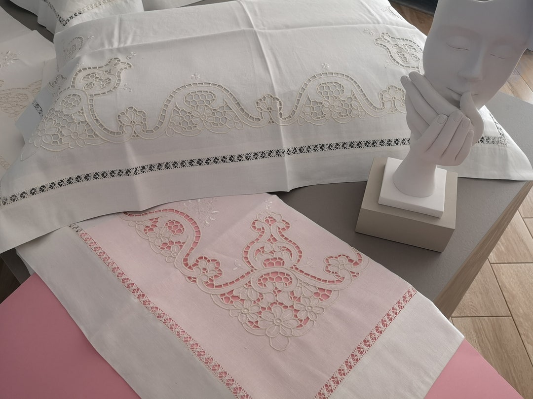 Precious Mixed Linen Sheet With Cutwork Embroidery and Satin Stitch in ...