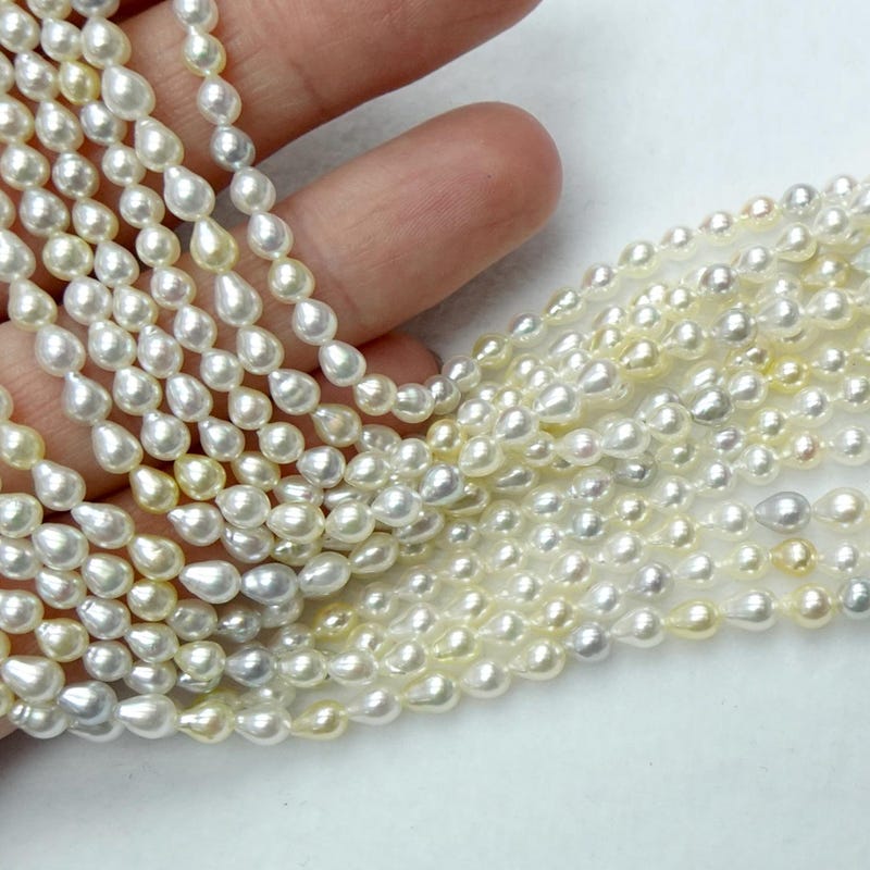 Blue Akoya Strand Necklace - Etsy