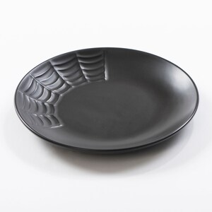 Spiderweb-embossed Gothic Dinnerware Set 16 Pieces Including Dinner and ...