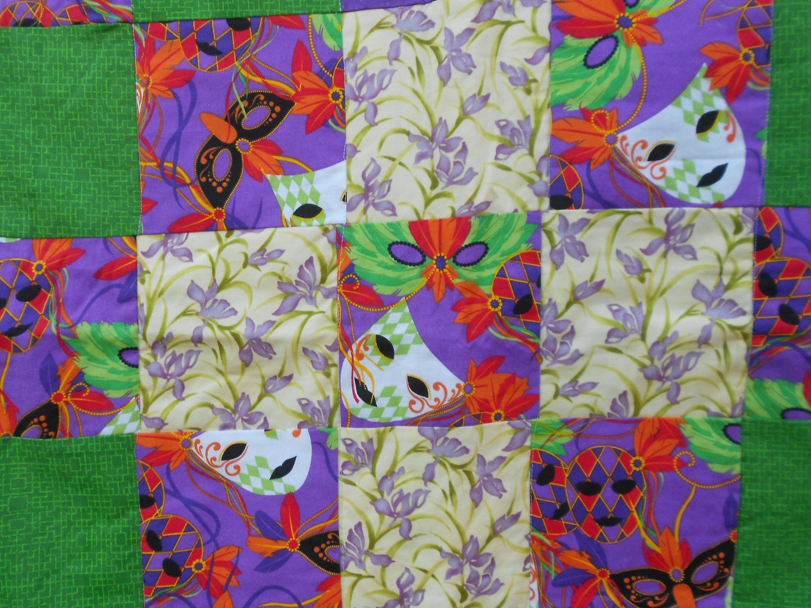 Mardi Gras Quilt - Etsy