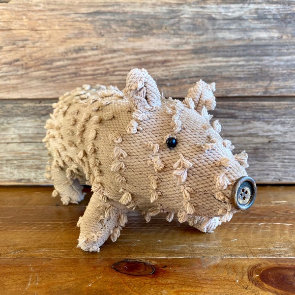 Primitive Pig - Etsy