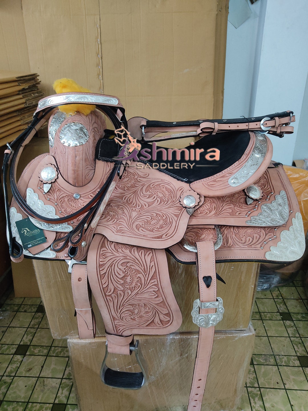 Tooled Leather Western Barrel Show Horse Racing Saddle Tack Set Free ...