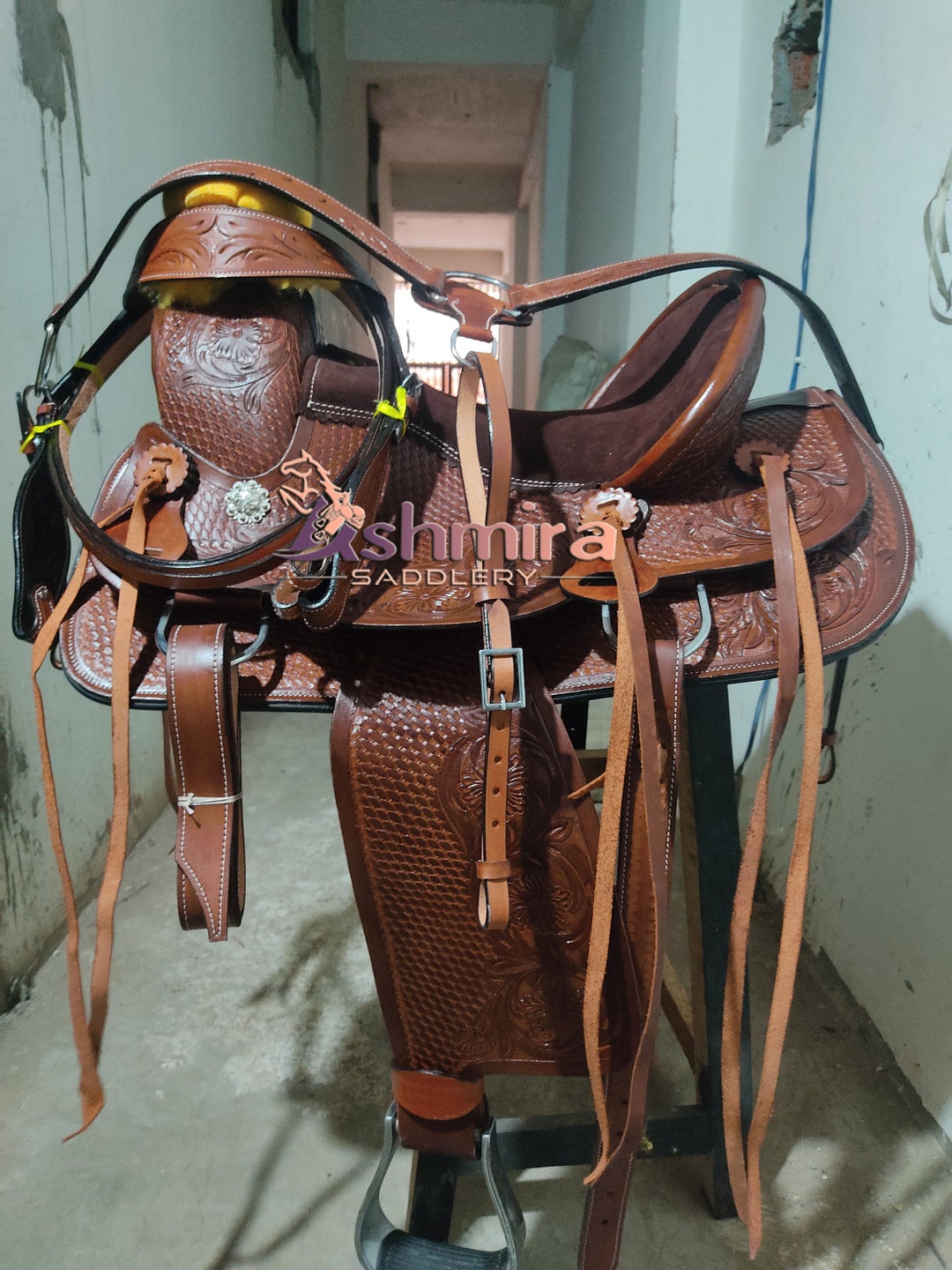 Premium Leather Western Wade Tree Hand Carved Ranch Saddle With Set ...