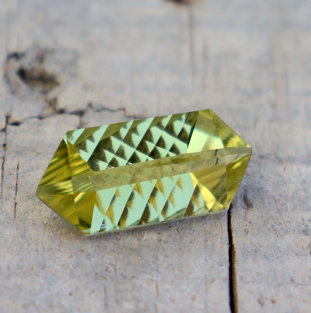Lemon Citrine Quartz: 11.19 Cts Trillion Cut Gemstone - Etsy