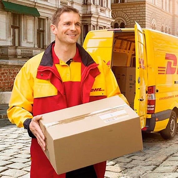 Dhl Uniform