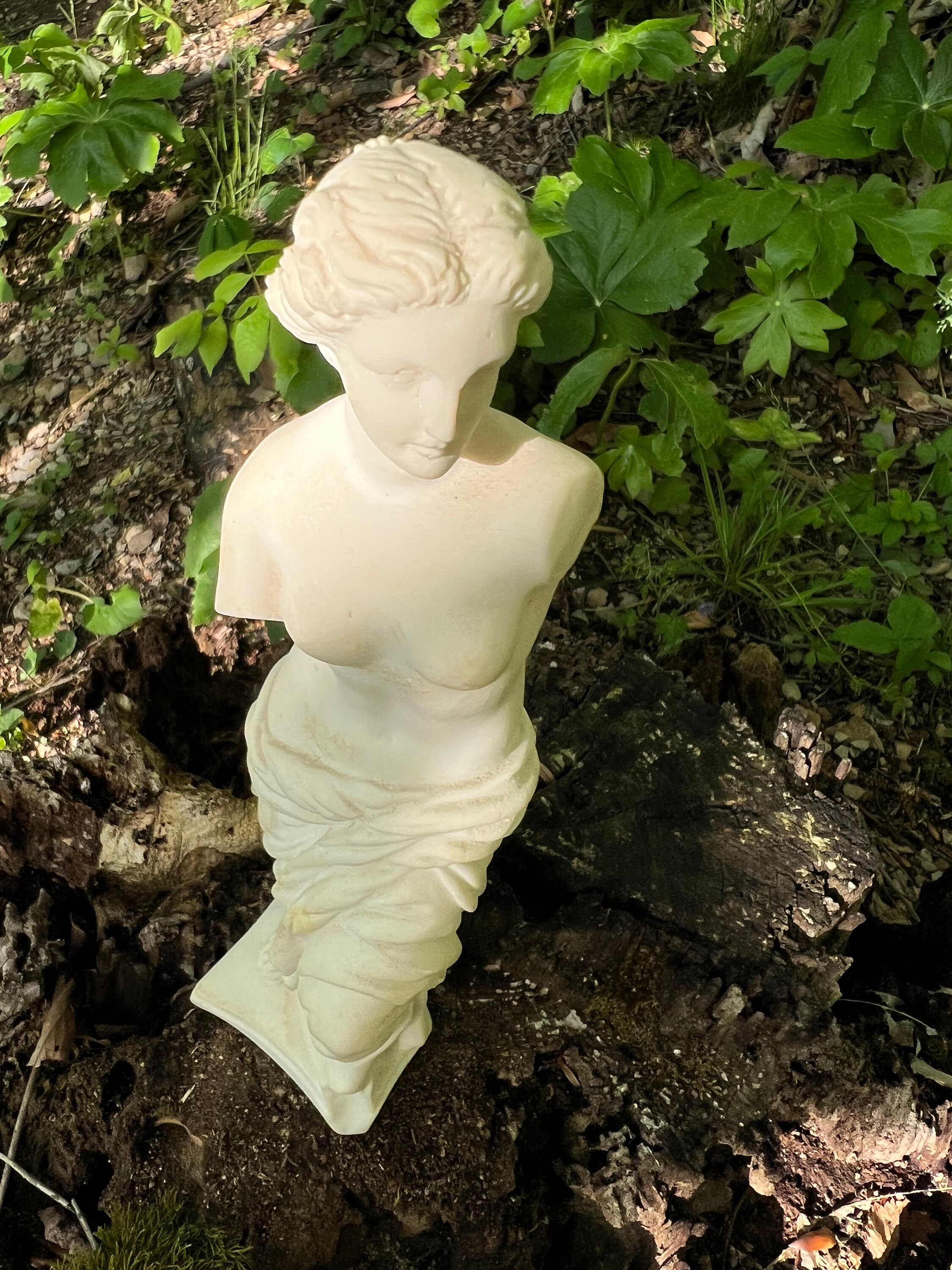 Vintage Alabaster Grecian Venus De Milo Statue Made in Greece by A & D ...