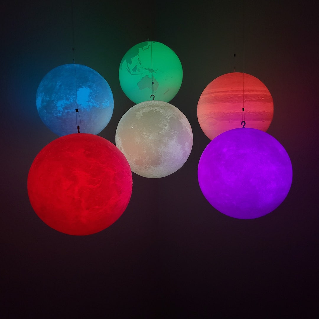 Hanging Planet Lamp, 8-inch Diameter, 16 Color LED, Remote and Touch ...