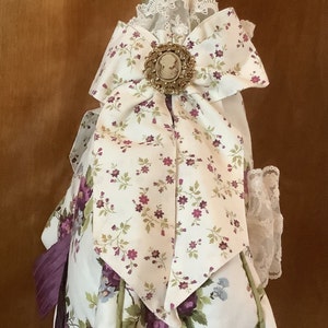 Shabby Chic Victorian Romantic Bag Ruffles Lace Bows on Sides Cameo ...