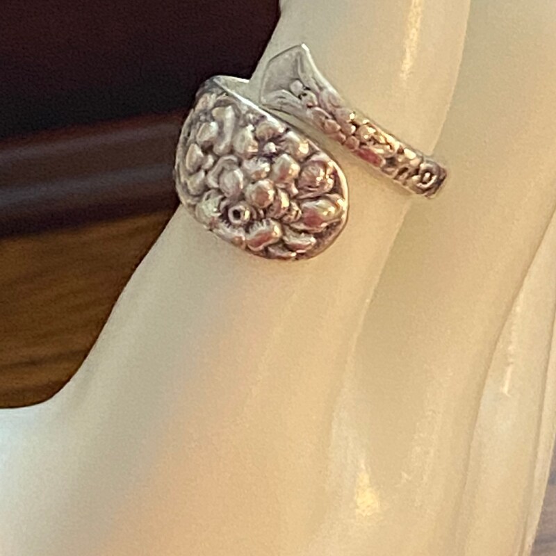 Repousse Ring - Etsy