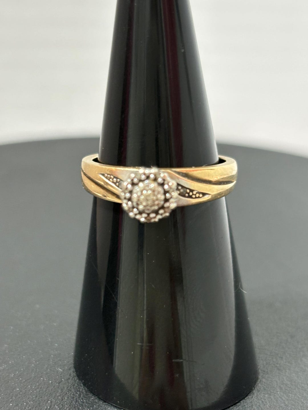 10K Yellow Gold Lovely Keepsake Diamond Cluster Ring, Size 6.5, Approx ...