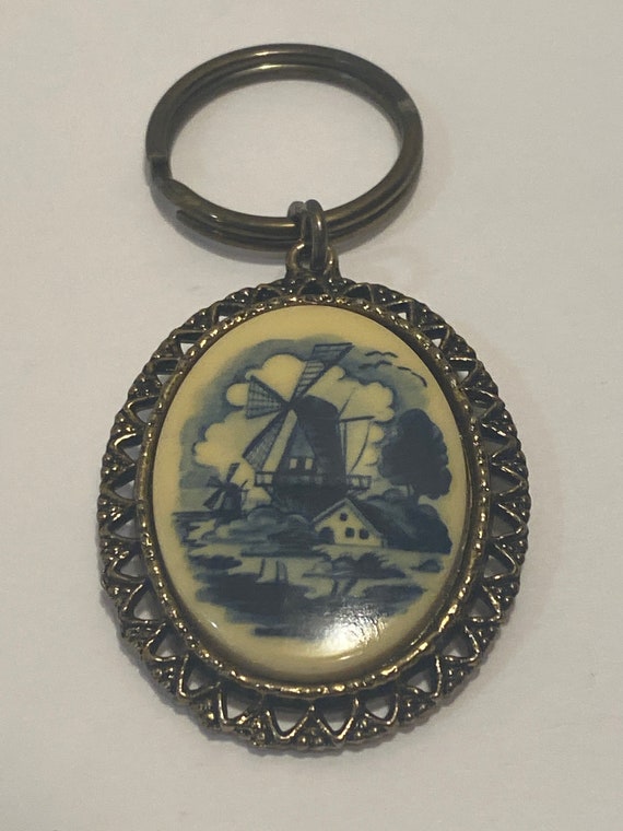 Vintage Delft Blue Holland Windmill Cameo-Like Key Ch… - Gem
