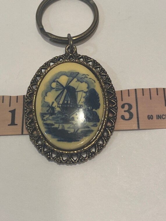 Vintage Delft Blue Holland Windmill Cameo-Like Key Ch… - Gem