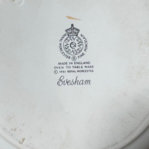 Vintage Royal Worcester evesham Porcelain Handled Lidded Round ...