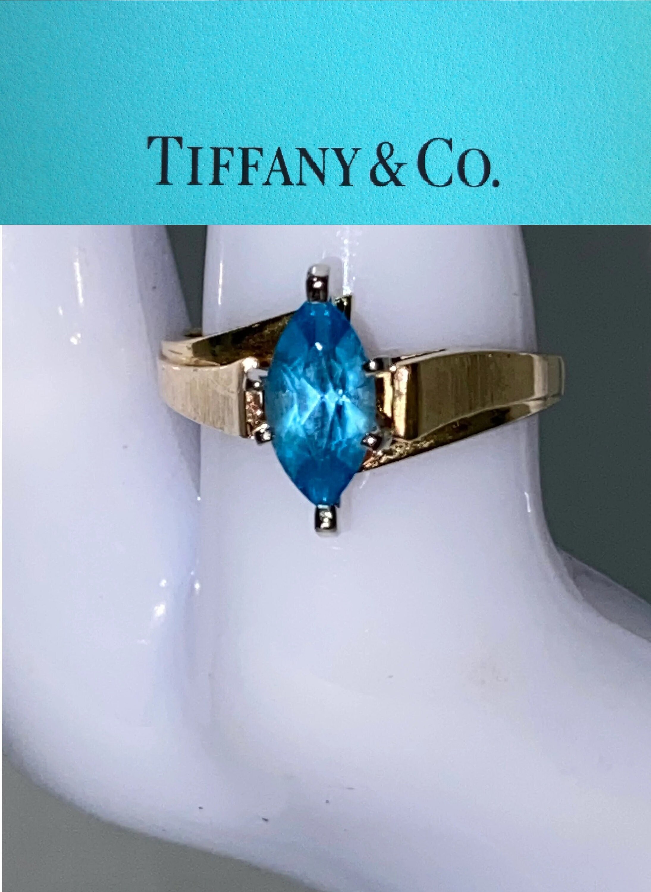 Tiffany and co blue ring store